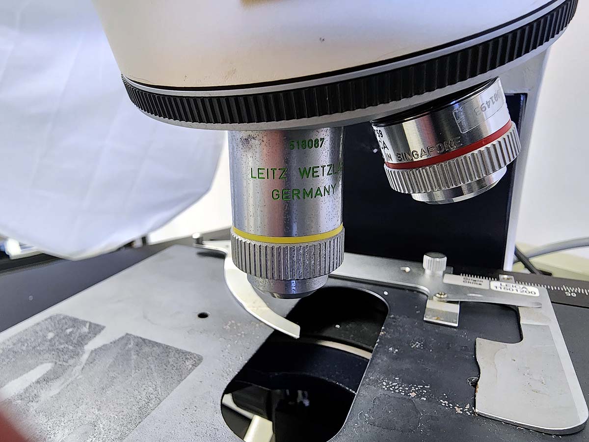 Leica DMLB Fluorescence microscope – LEI Sales