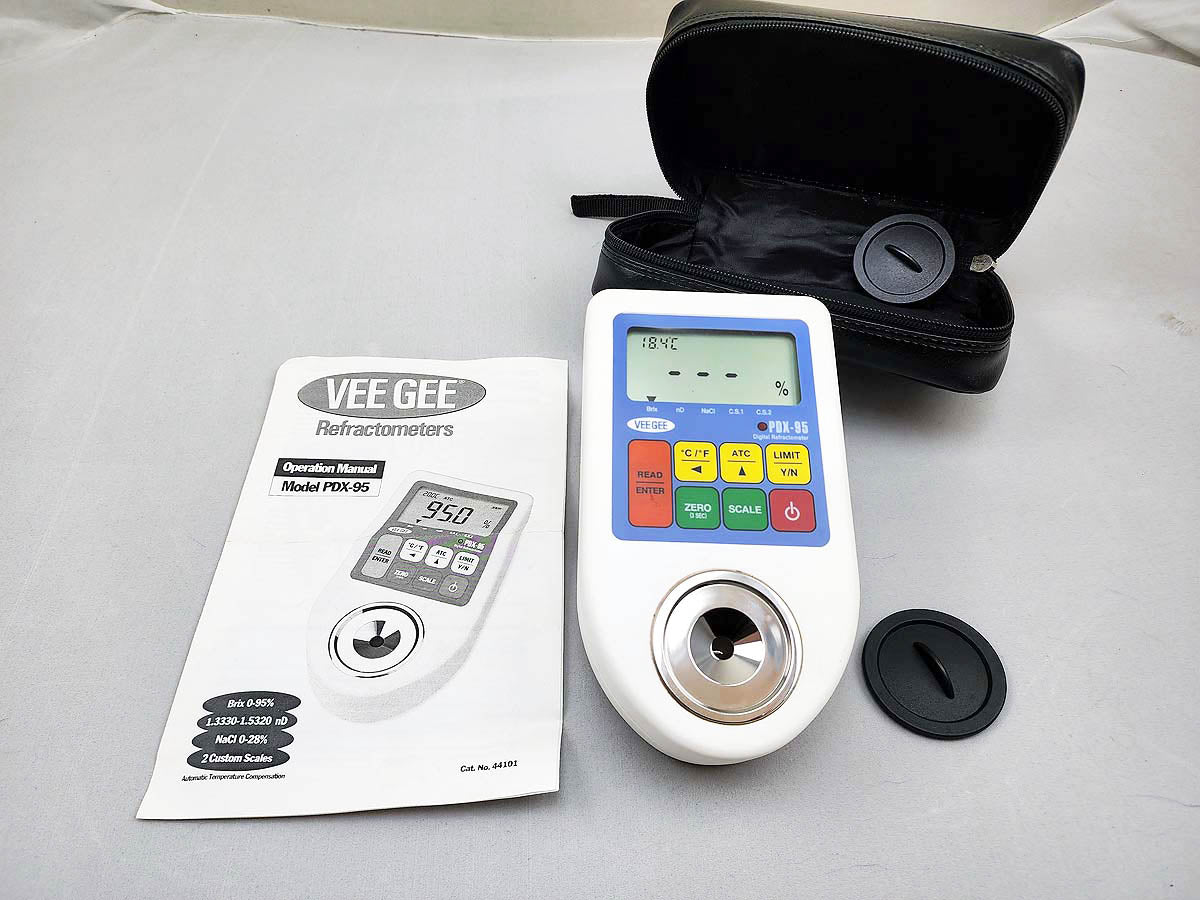 Refractometer | Vee Gee PDX-95 with free shipping – LEI Sales
